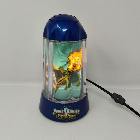 Accents | Vintage Rabbit Tanaka Power Rangers Spencers 3d Rotating Lamp ...